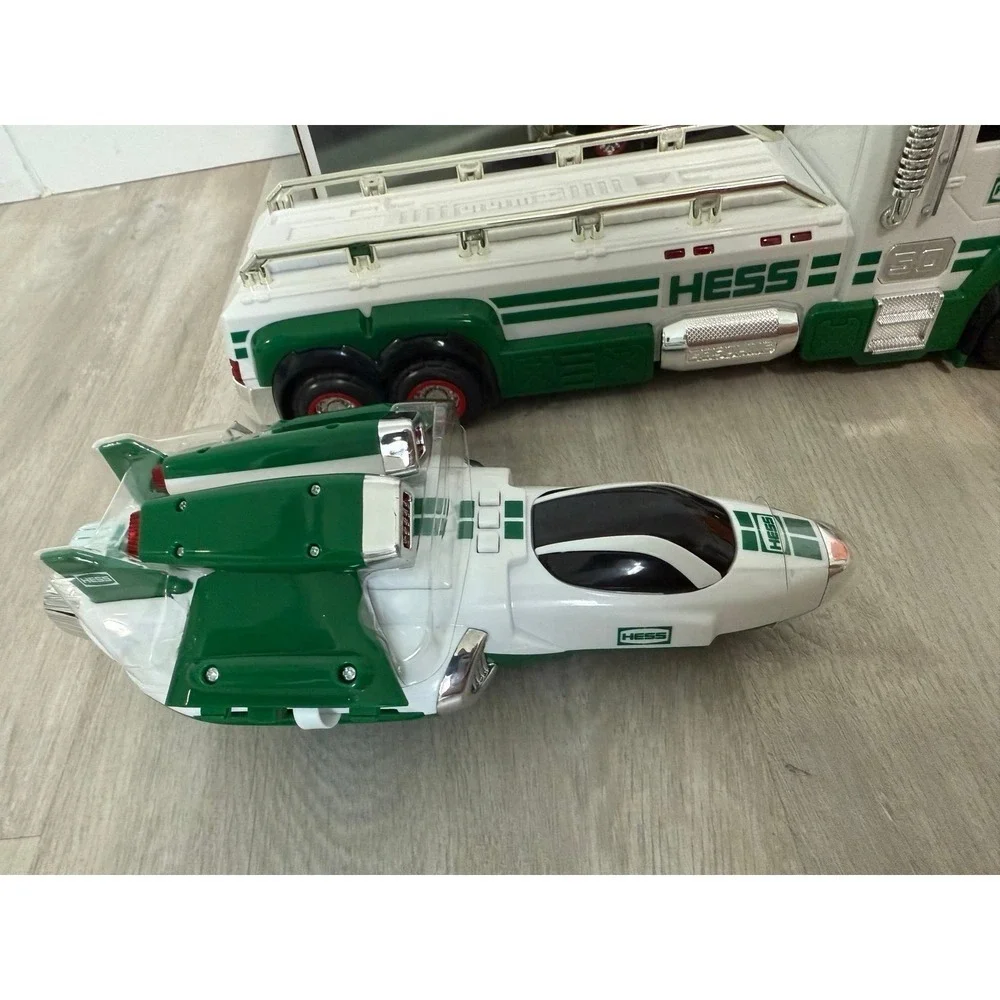Hess Toy Trucks | Toys | Hess 26 Toy Truck And Space Cruiser Limited ...